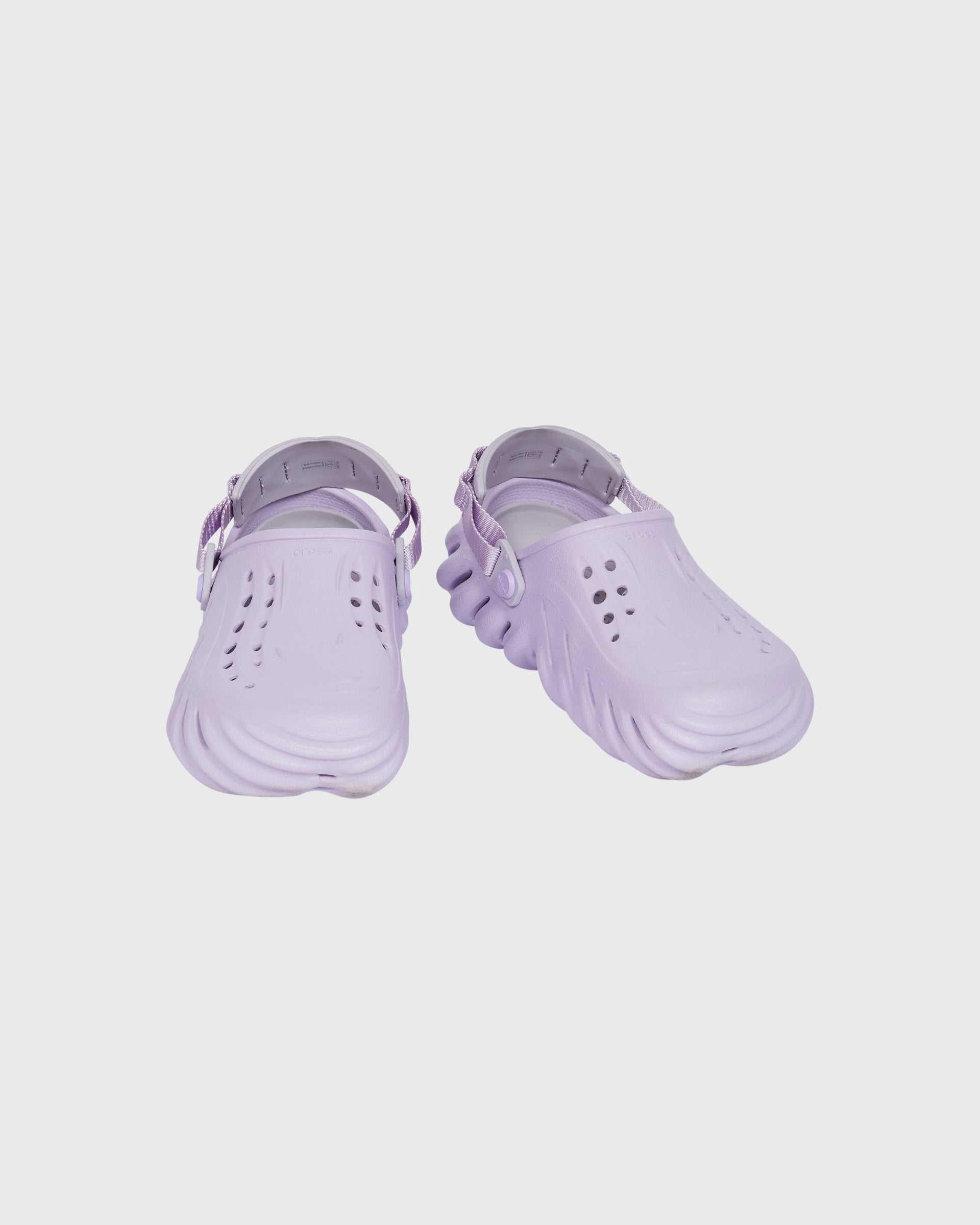 Crocs Chunky crocs with heel strap – THE STYLISTS ARCHIVE